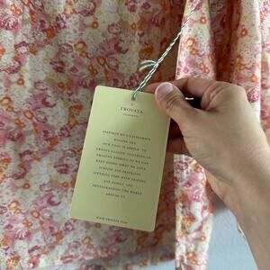 Trovata | Tops | Trovata Birds Of Paradise Bailey Floral V Neck Long ...